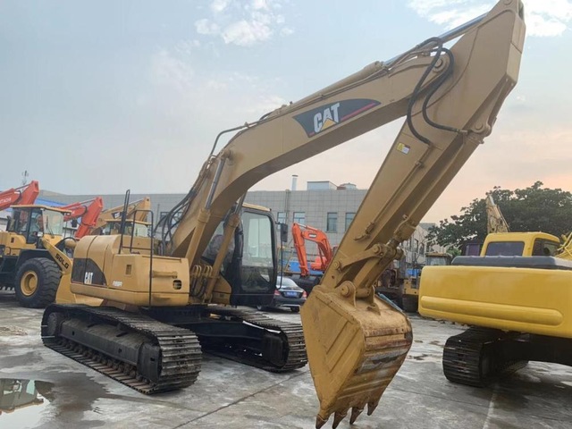 CAT 320CU 320BU Second Hand Excavator With Shorter Tail