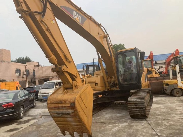 CAT 320CU 320BU Second Hand Excavator With Shorter Tail